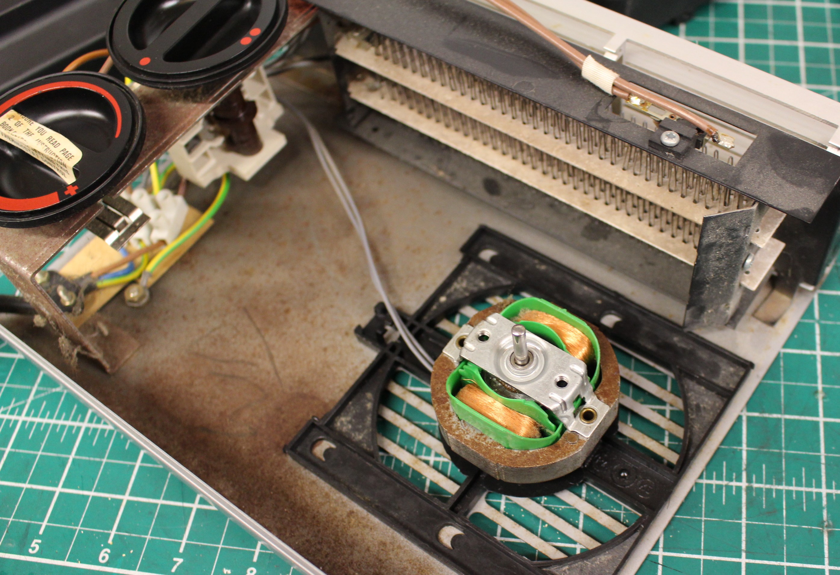 Morphy Richards smoky heater – Fix It Workshop