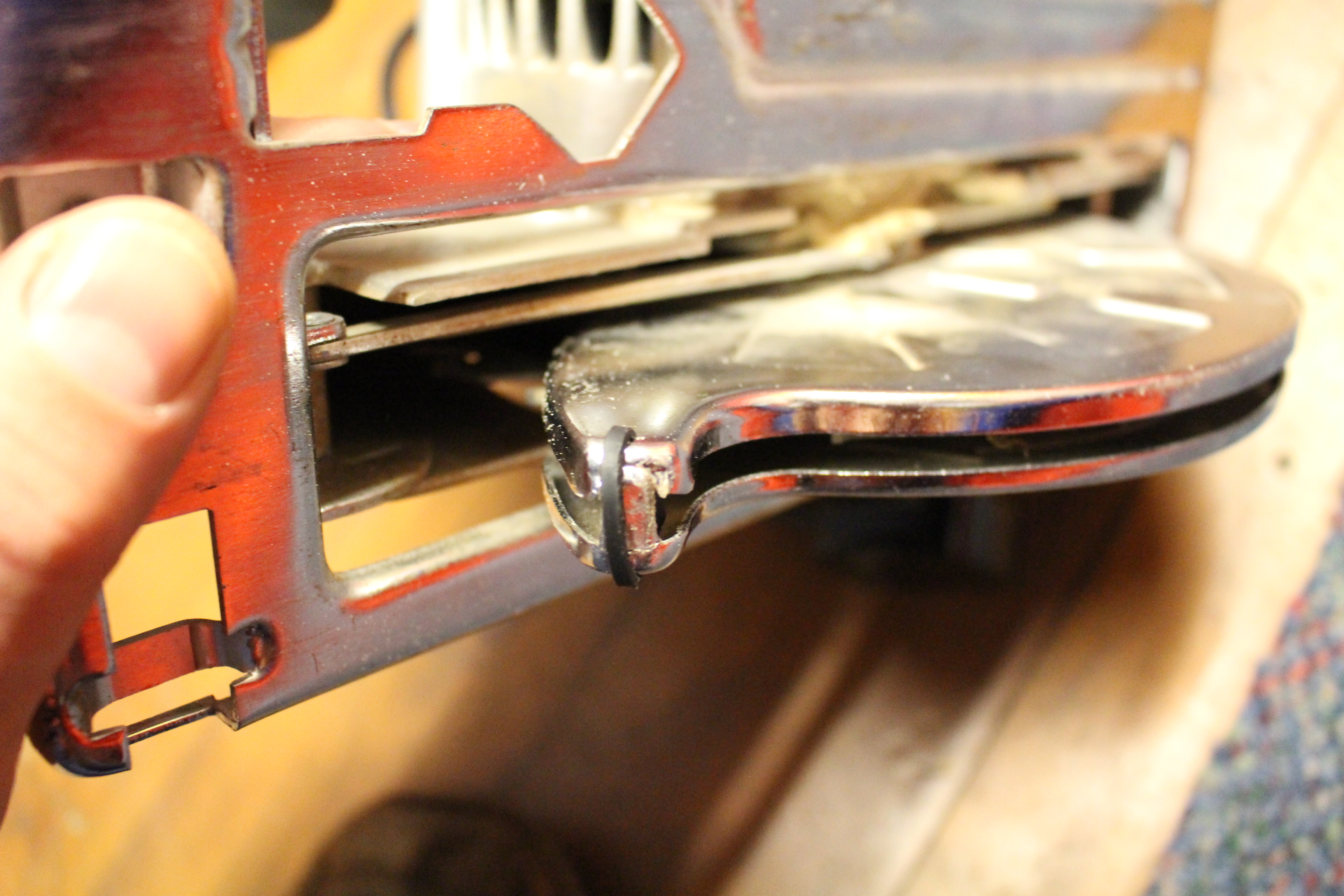 A Challenge Circular Saw – Fix It Workshop