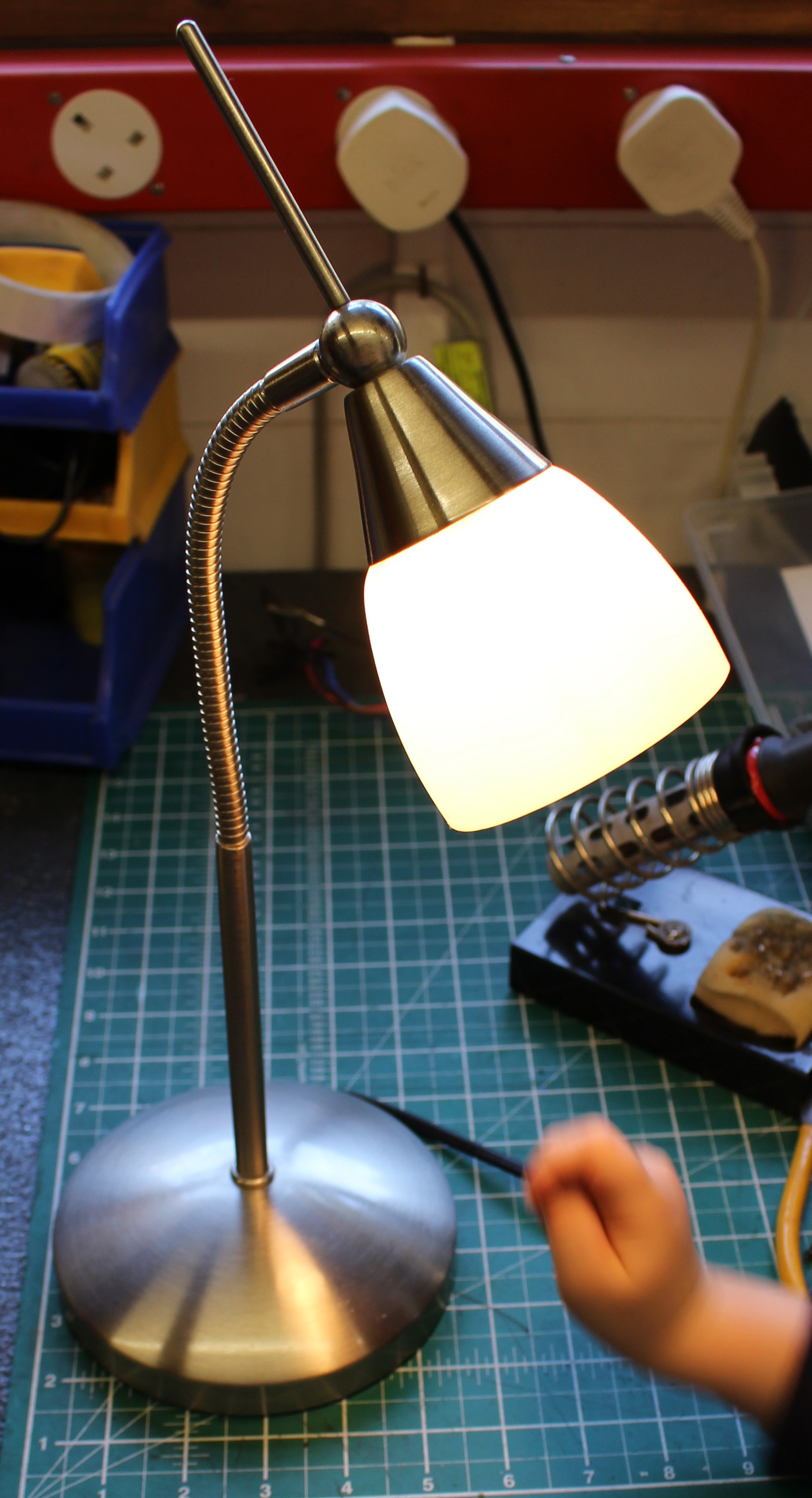 Touch control lamp repair – Fix It Workshop