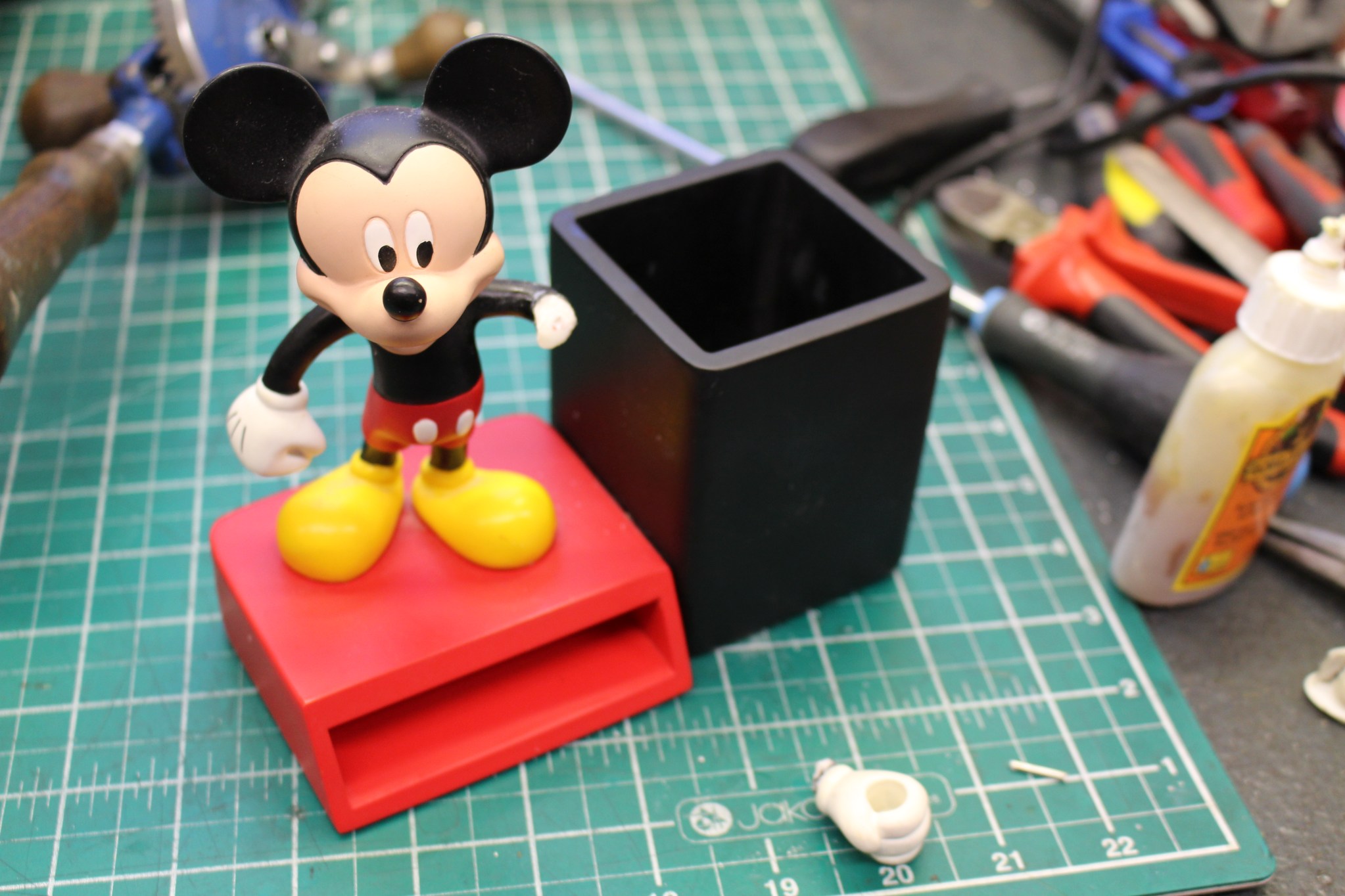 A little bit of a Mickey Mouse repair – Fix It Workshop