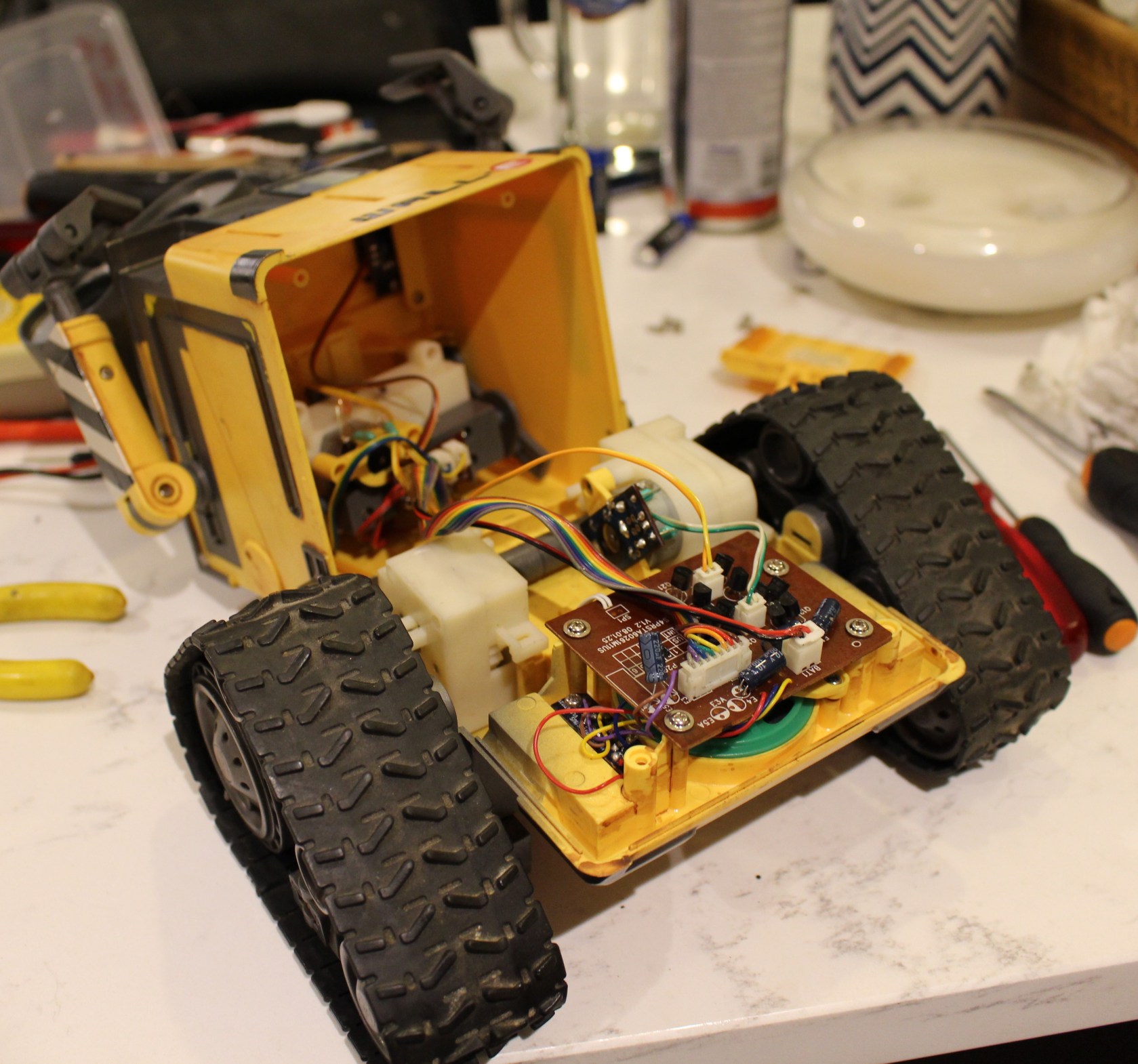 Wall-E gets back on track – Fix It Workshop